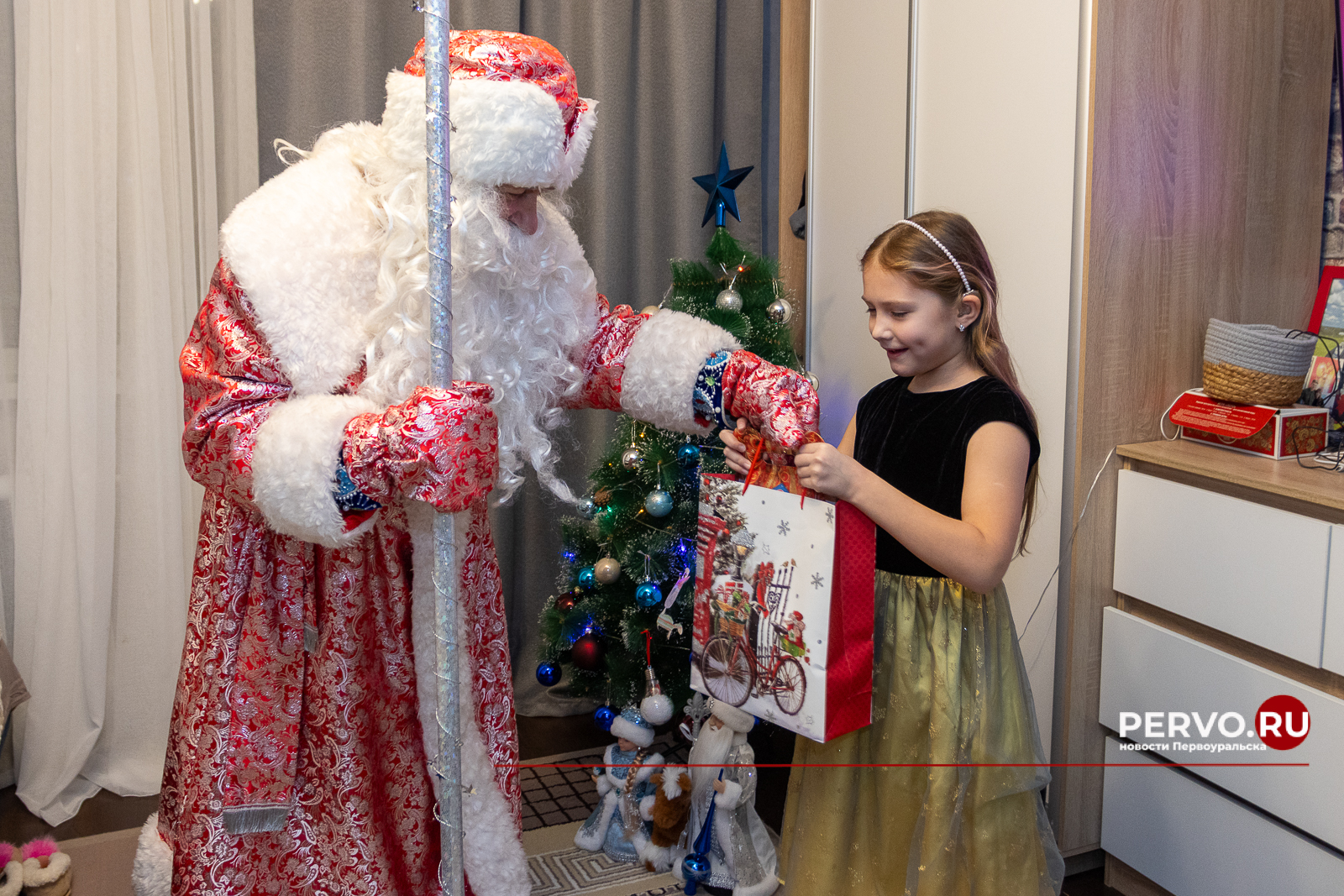 Ёлка желаний: Чудеса, которые объединяют сердца